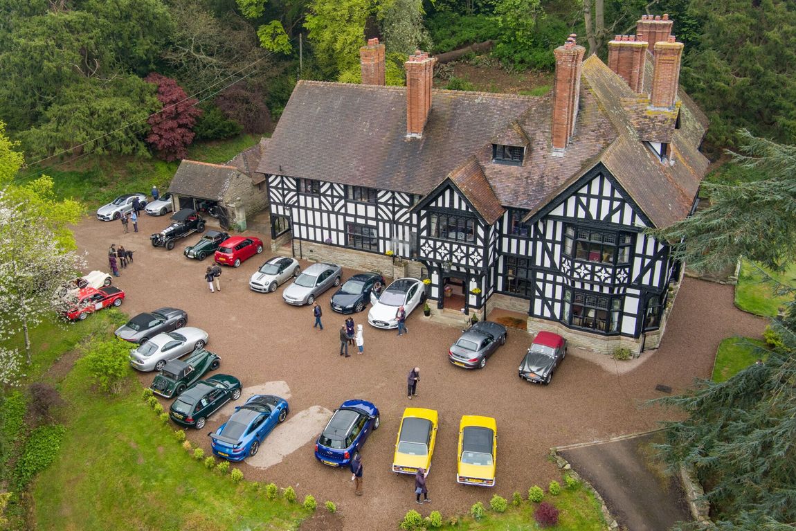 ROWDEN ABBEY >> Home