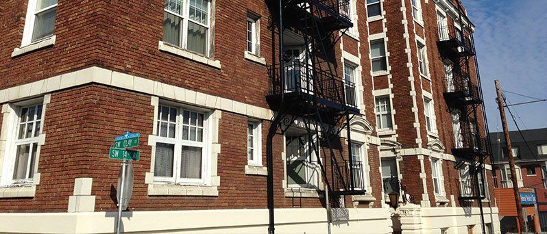 The Imperial Arms Apartments - Circum Pacific Properties, LLC