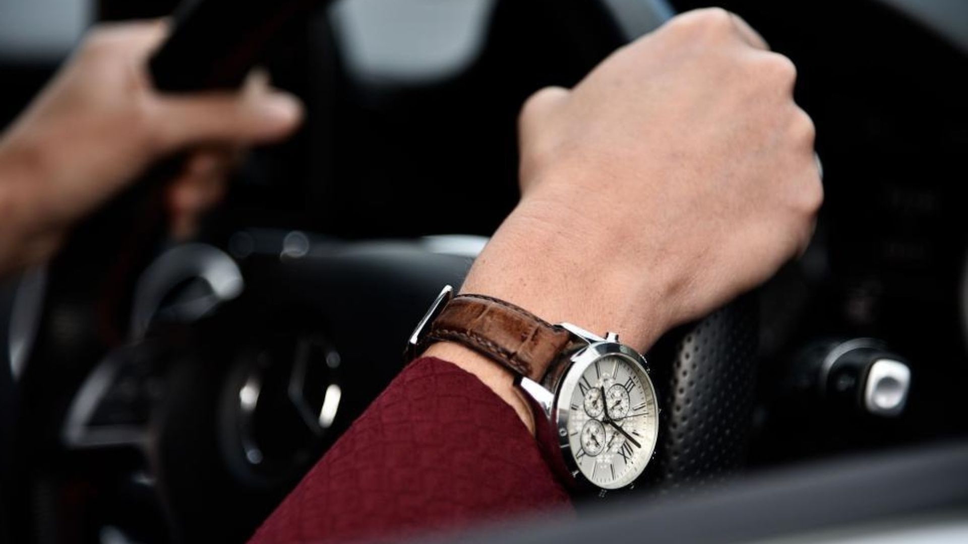 What are the different parts of a van called?