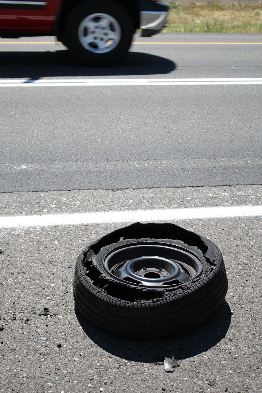 Can I Sue if I’m Injured by a Truck Tire Blowout or Retread in Texas?