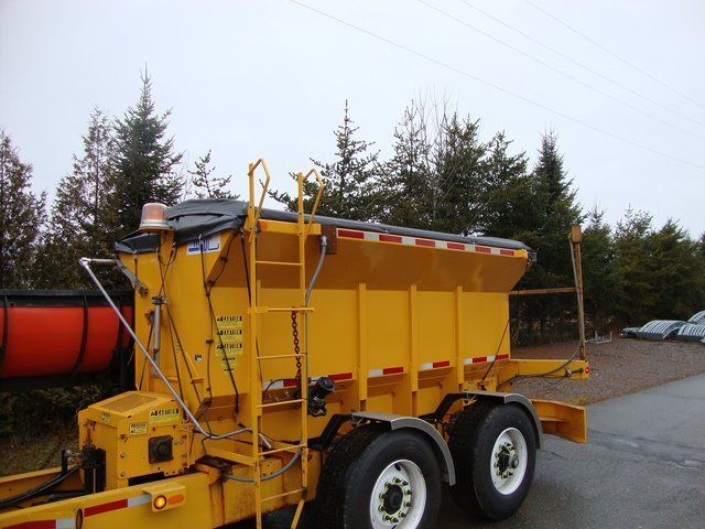 COVER-TECH | Roll Tarp Systems | Flip Tarp Kits