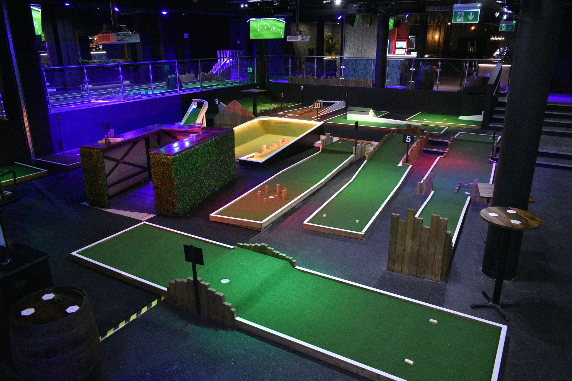 Kings Entertainment | Crazy Golf