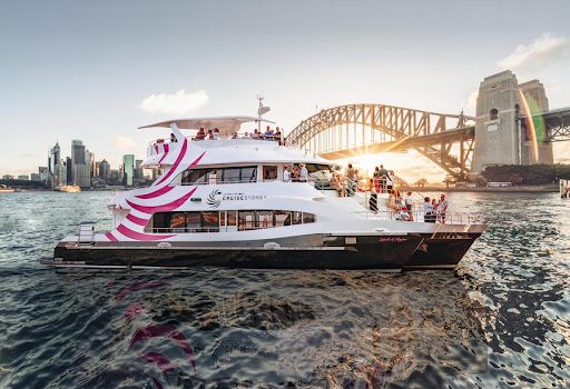 Top Cultural Experiences in Sydney: Must-See Events & Places