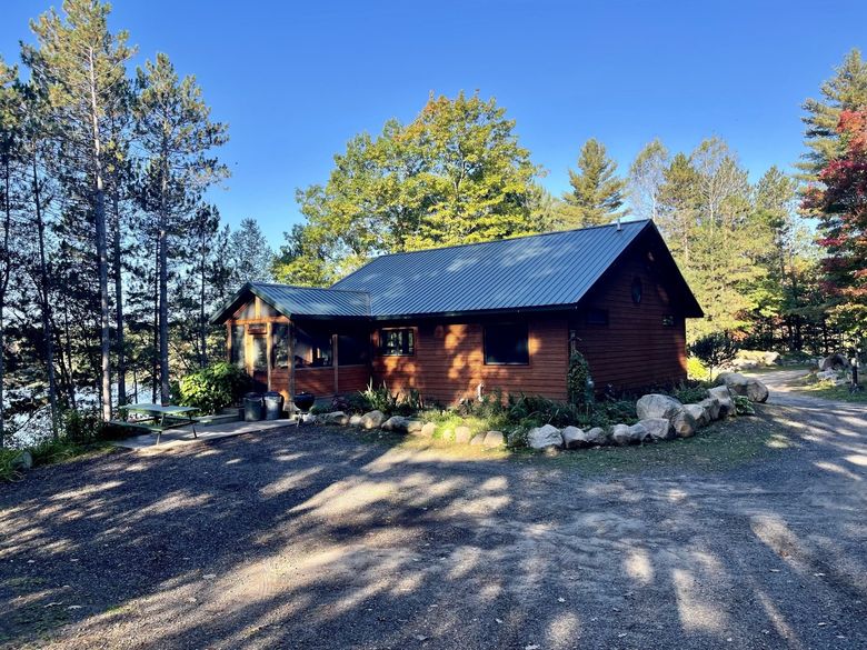 Clear Lake Inn and Resort | Rhinelander WI