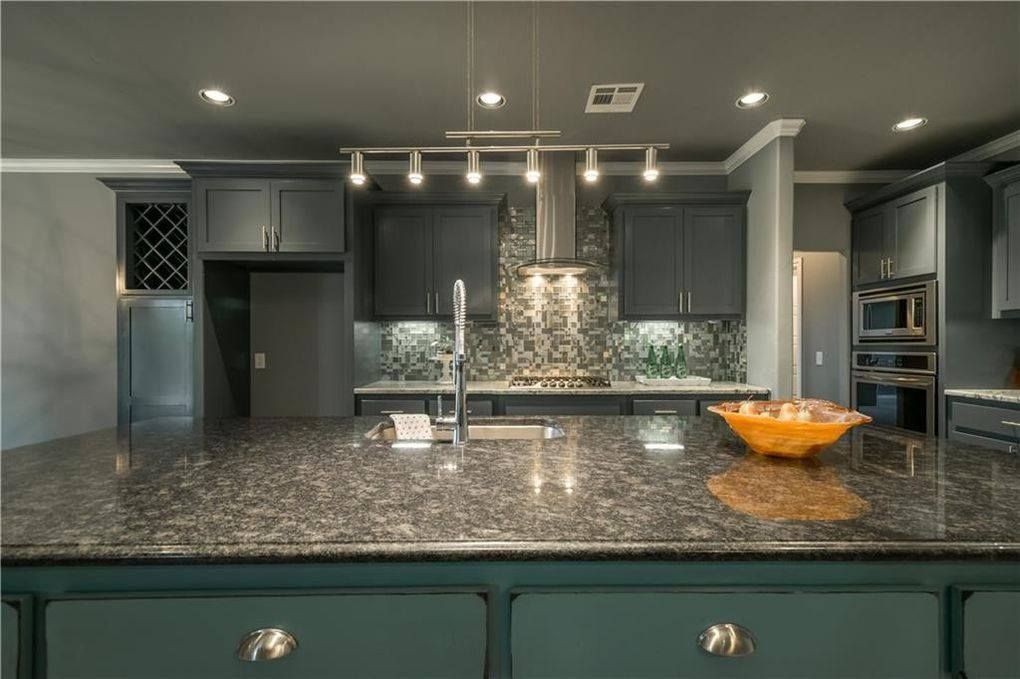 Kitchen Gallery | Hunter-Garrett Fine Homes