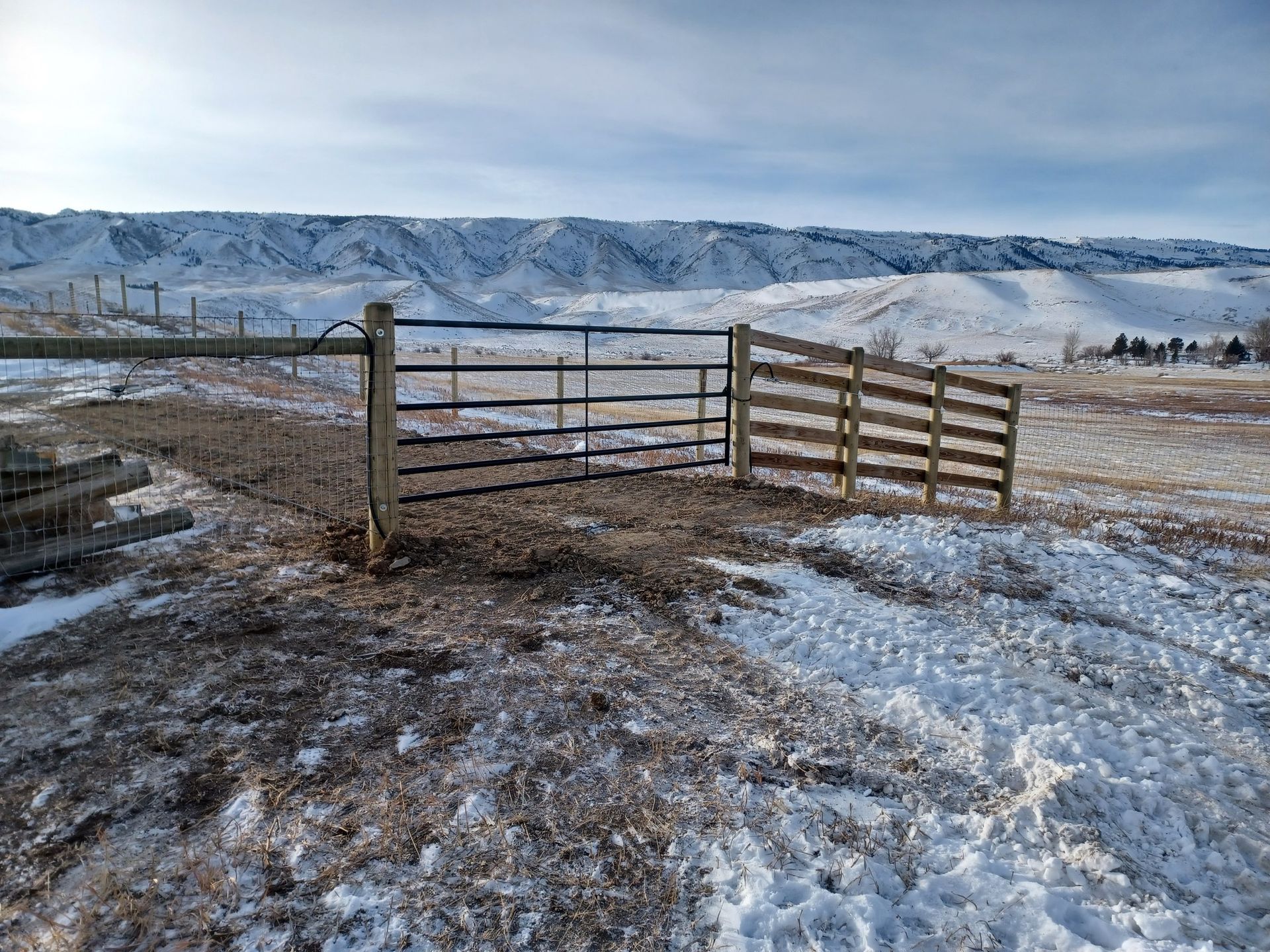 Expert Fence – Gillette, WY – Black Fern Fencing