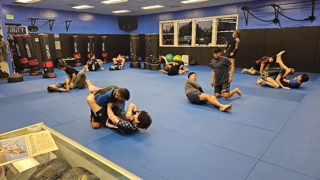 AKS Affinity Kickboxing & BJJ | MMA Gym in Rohnert Park, CA