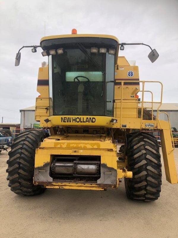 Wrecking New Holland Headers | Swan Hill, VIC | Murray