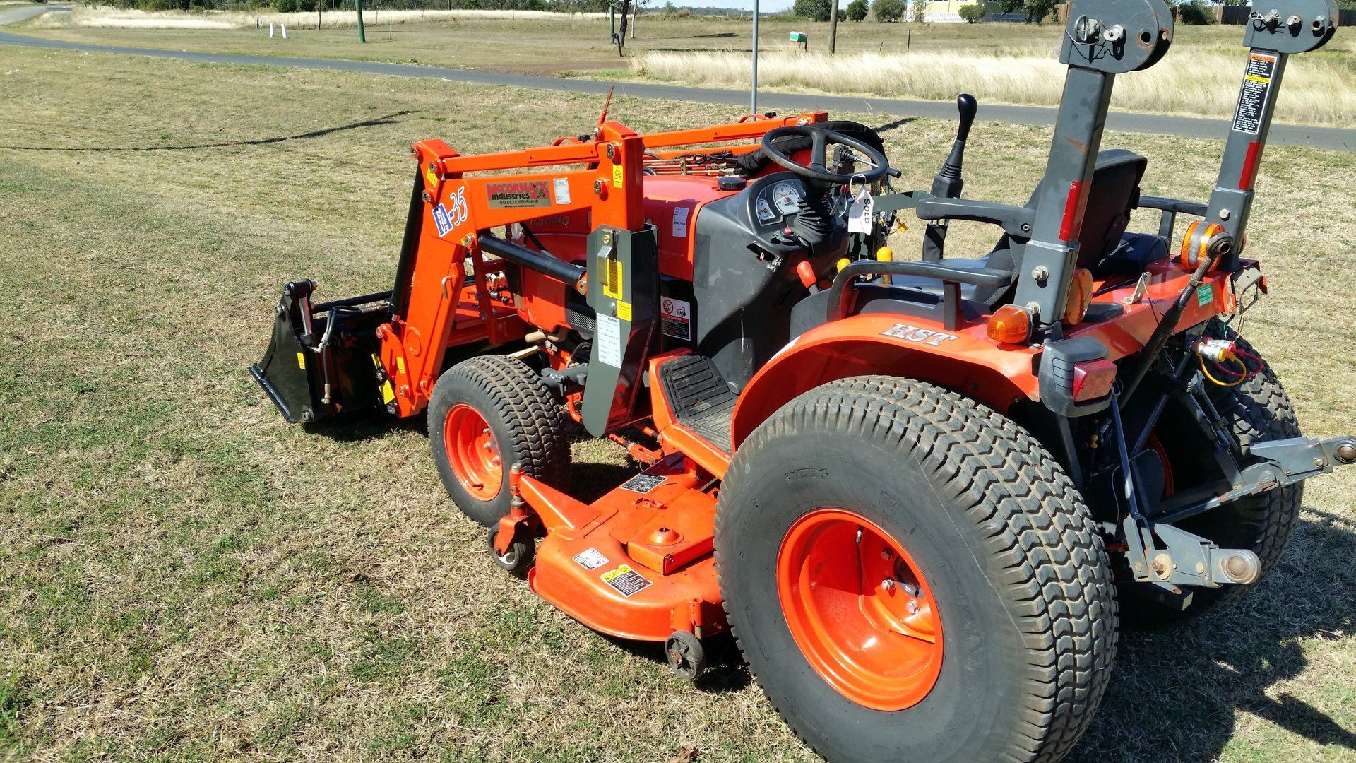 Front End Loaders Attachments Farm & Industrial | McCormack Industries