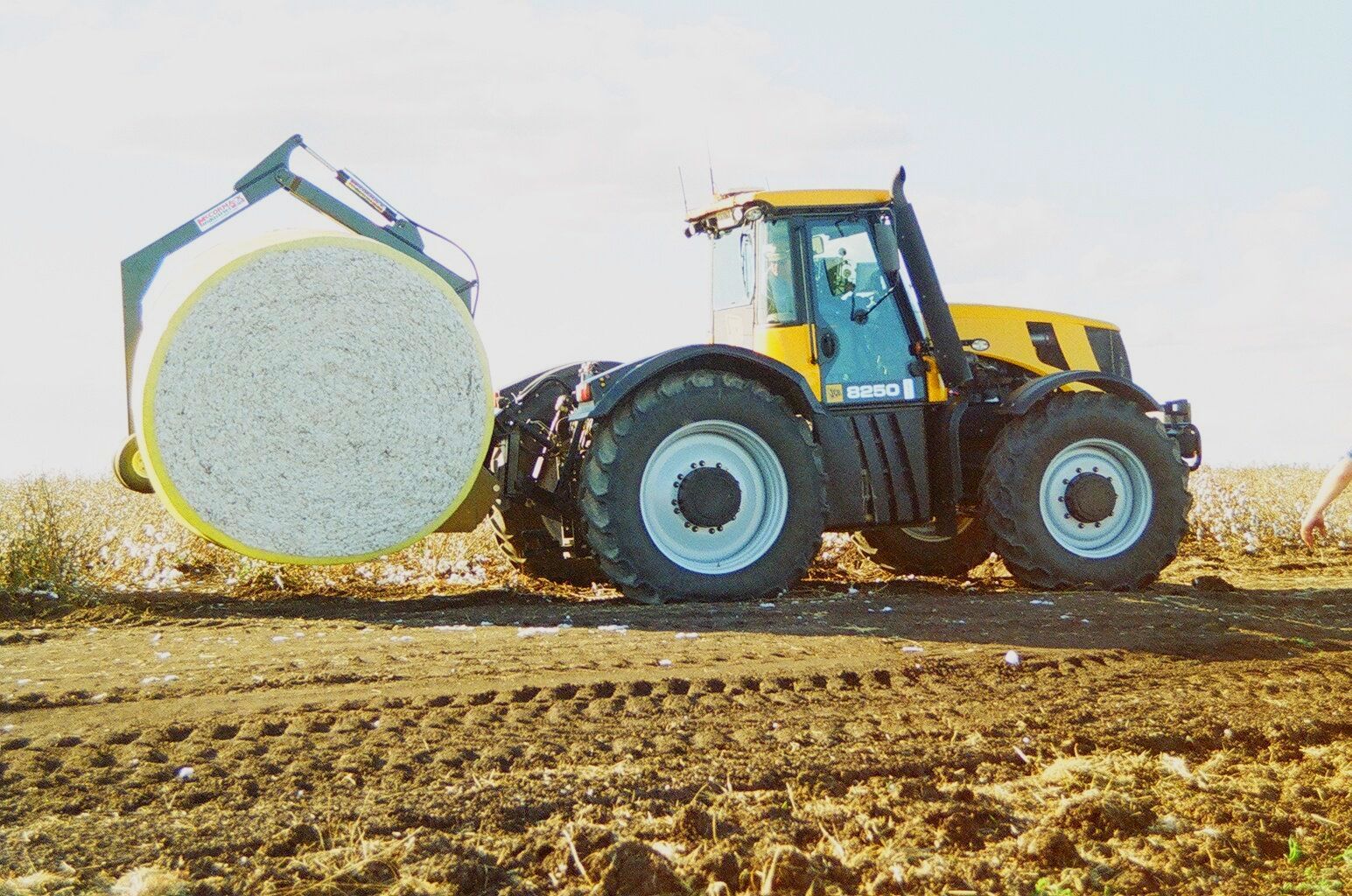 McCormack Industries Ag Tractor, Telehandler & Wheel Loader Attachments
