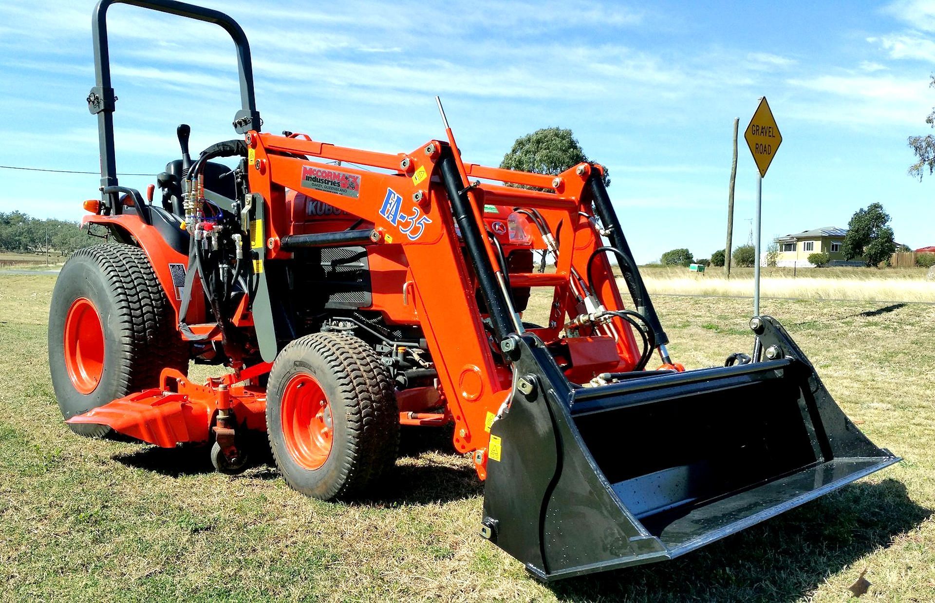 Tractor Front End Loaders & Kits - McCormack Industries
