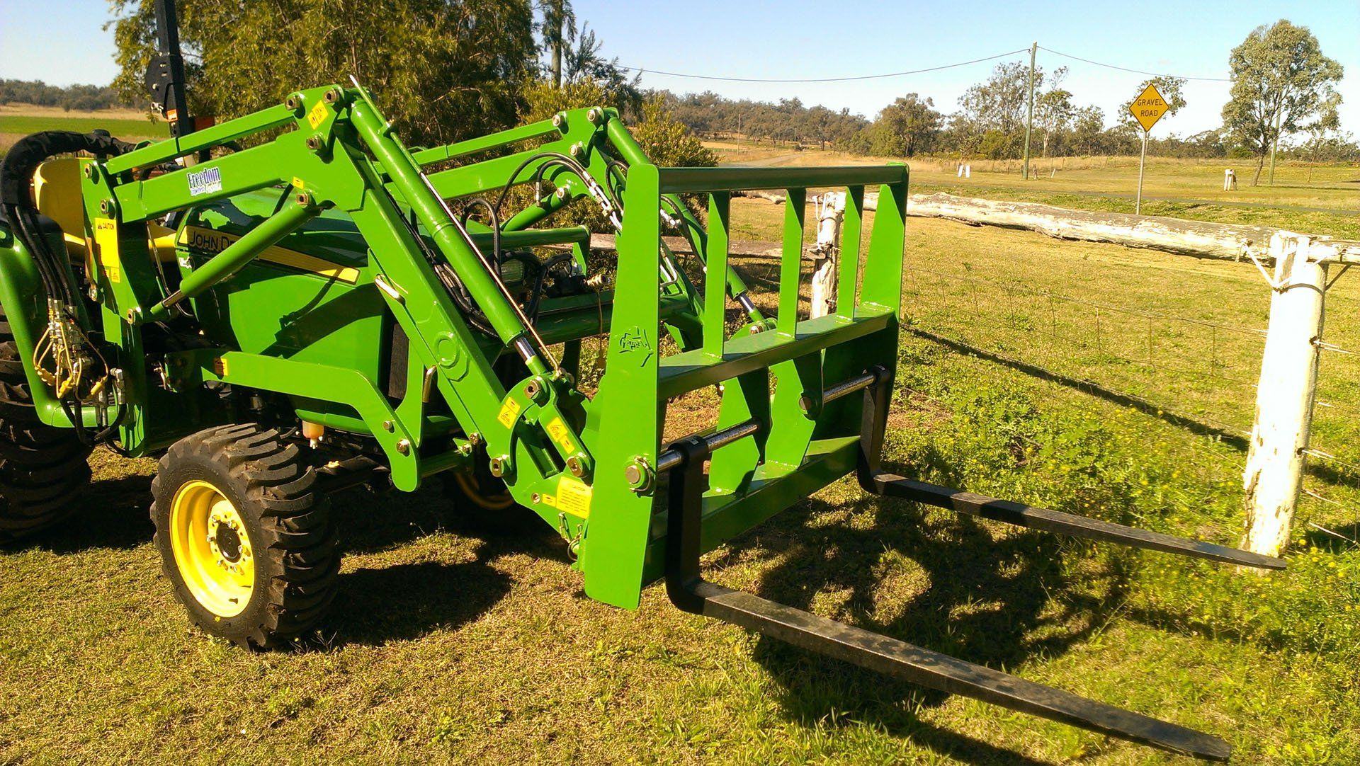 Front End Loaders & Kits - McCormack Industries