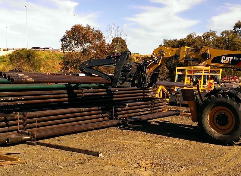 Dual Floating Pipe Handlers for Telehandlers & Wheel Loaders