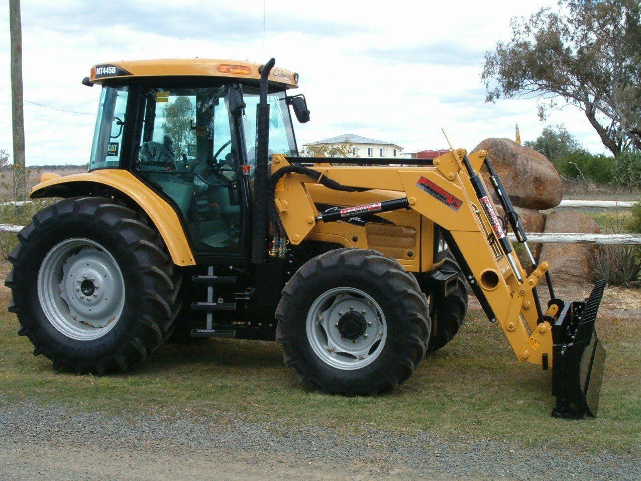 Front End Loaders & Kits - McCormack Industries