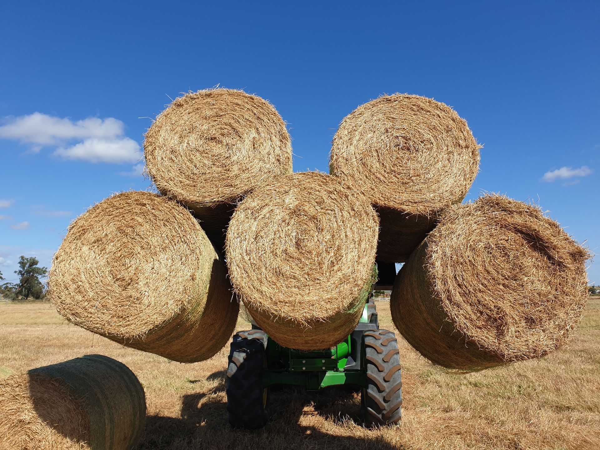 Square Bale Grabs for Tractors and Telehandlers
