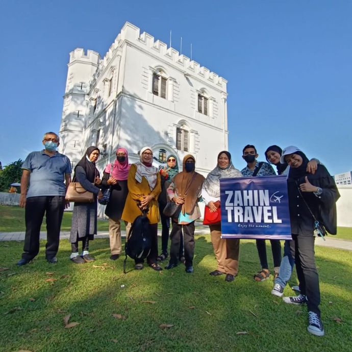 Pakej Percutian Zahin Travel