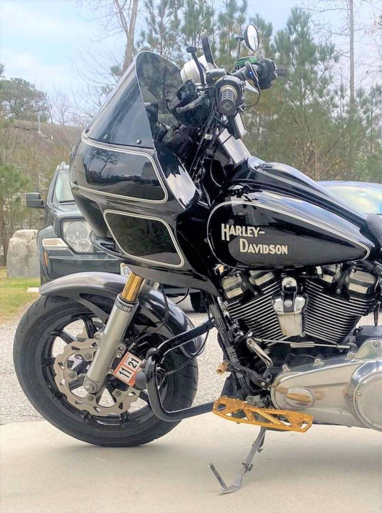 Souza's Cycles - Custom Harley Davidson Bagger Parts