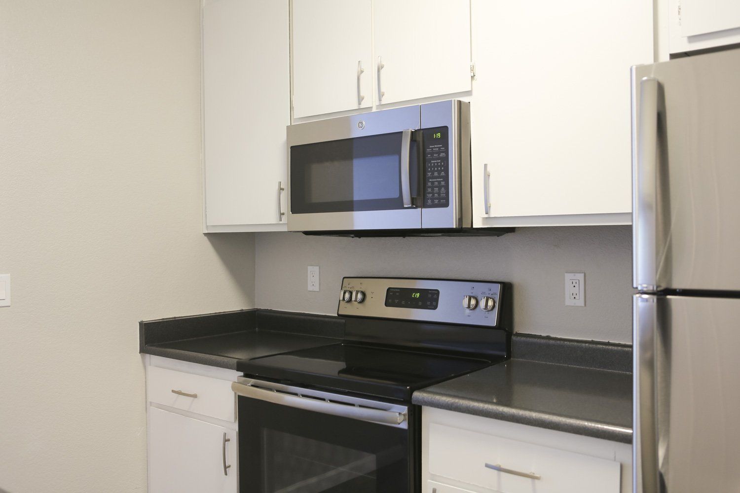 Sierra Ridge Apartments | Apartments for Rent in Citrus Heights, CA