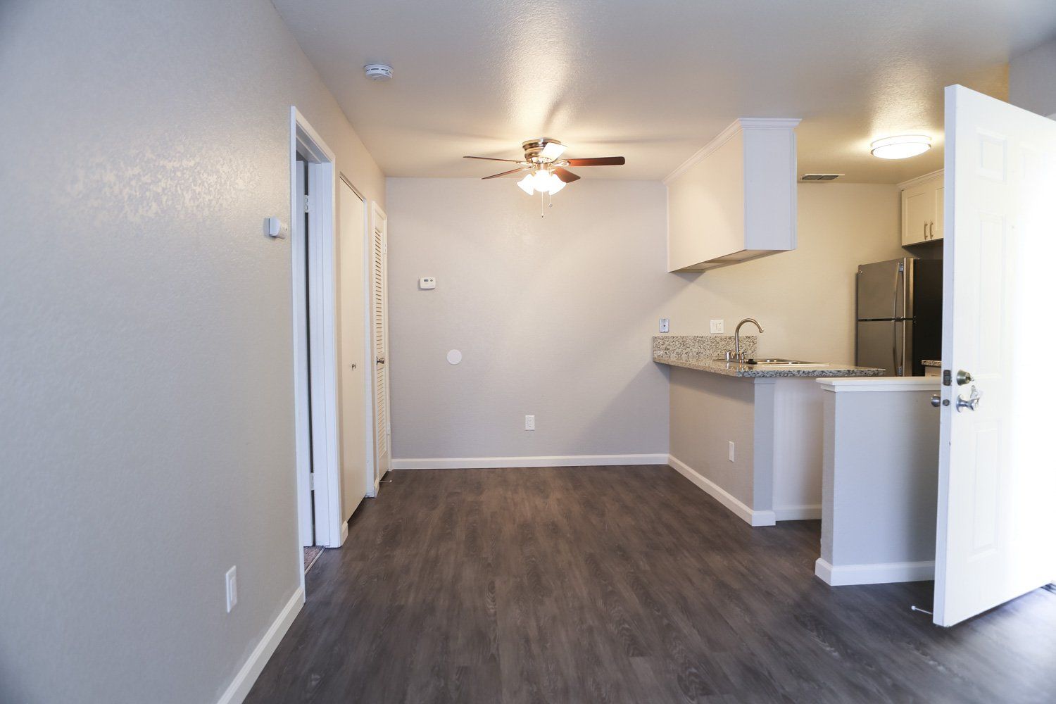 Sierra Ridge Apartments | Apartments for Rent in Citrus Heights, CA