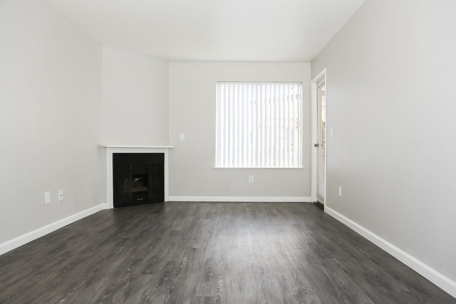 Sierra Ridge Apartments | Apartments for Rent in Citrus Heights, CA