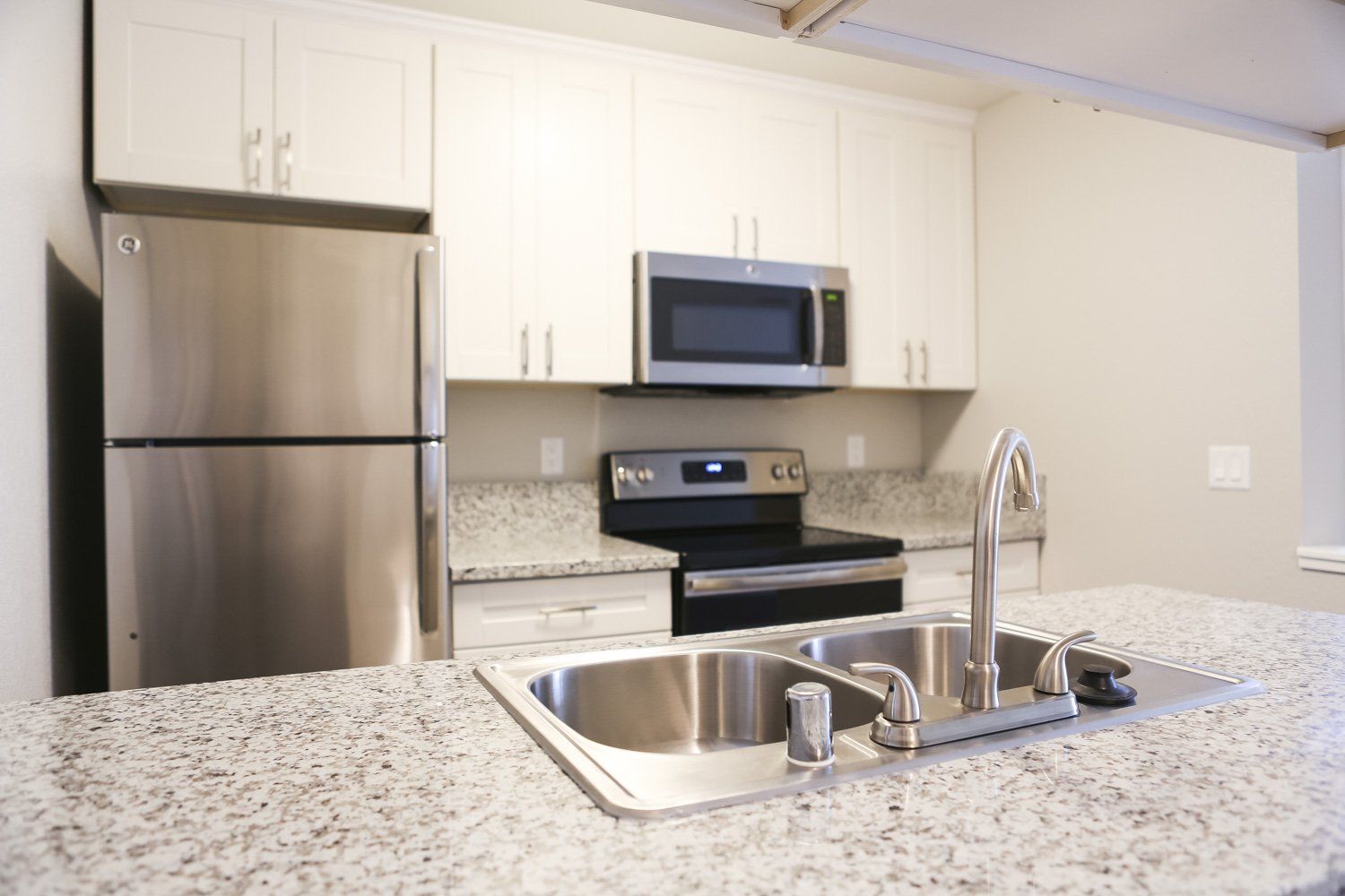 Sierra Ridge Apartments | Apartments for Rent in Citrus Heights, CA