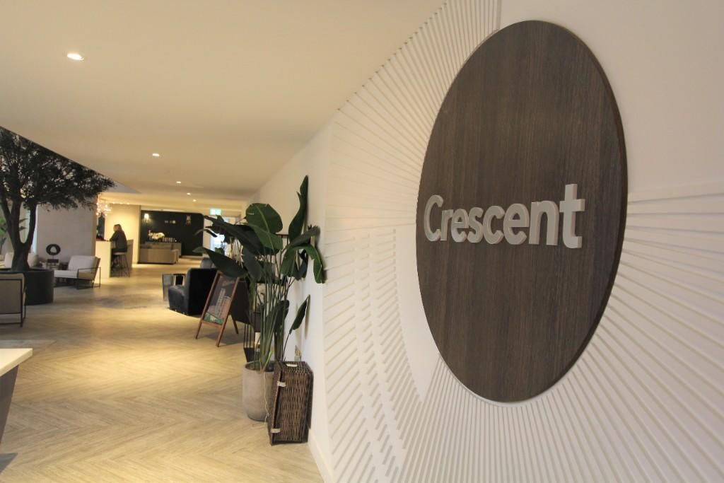 Under Offer - Beautiful 1 Bed Apartment - Local Crescent