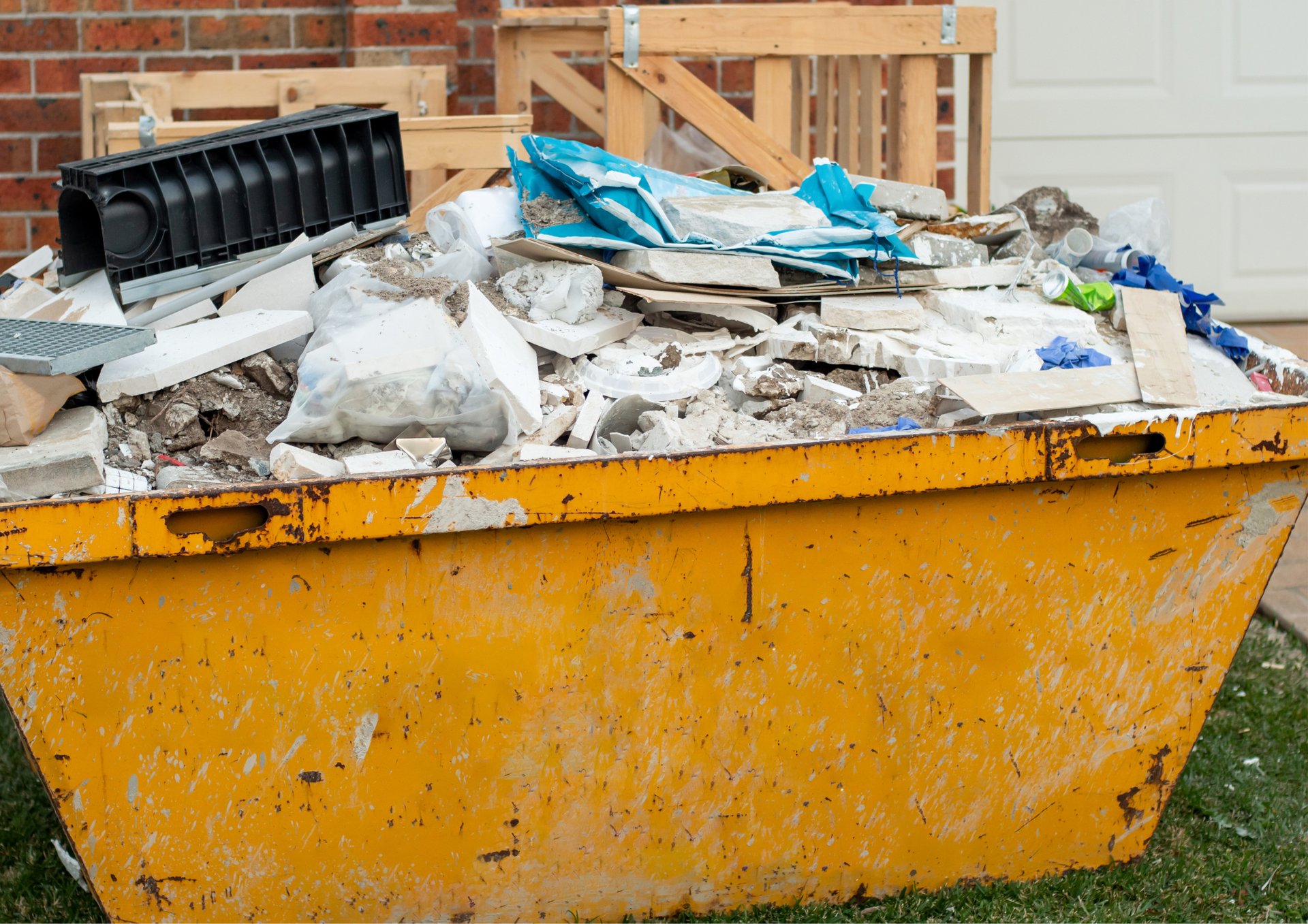 Skip Bag Collection vs Traditional Skip Hire: Which Is Better?