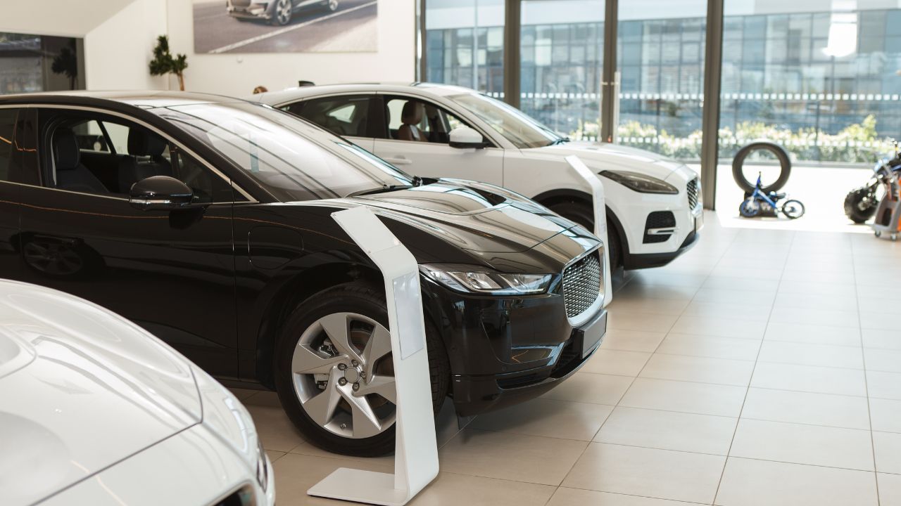 Florida Auto Dealership Insurance (Cost & Coverage)