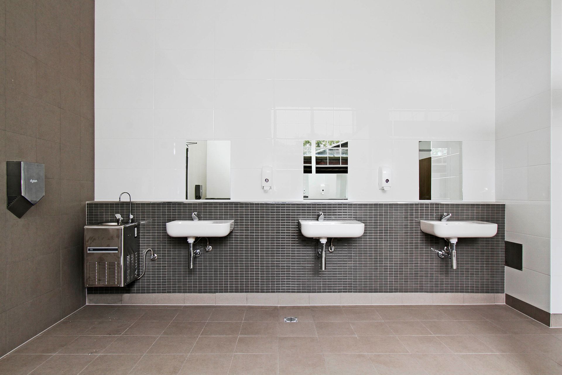 ABBOTSLEIGH SCHOOL, YR 7 & 9