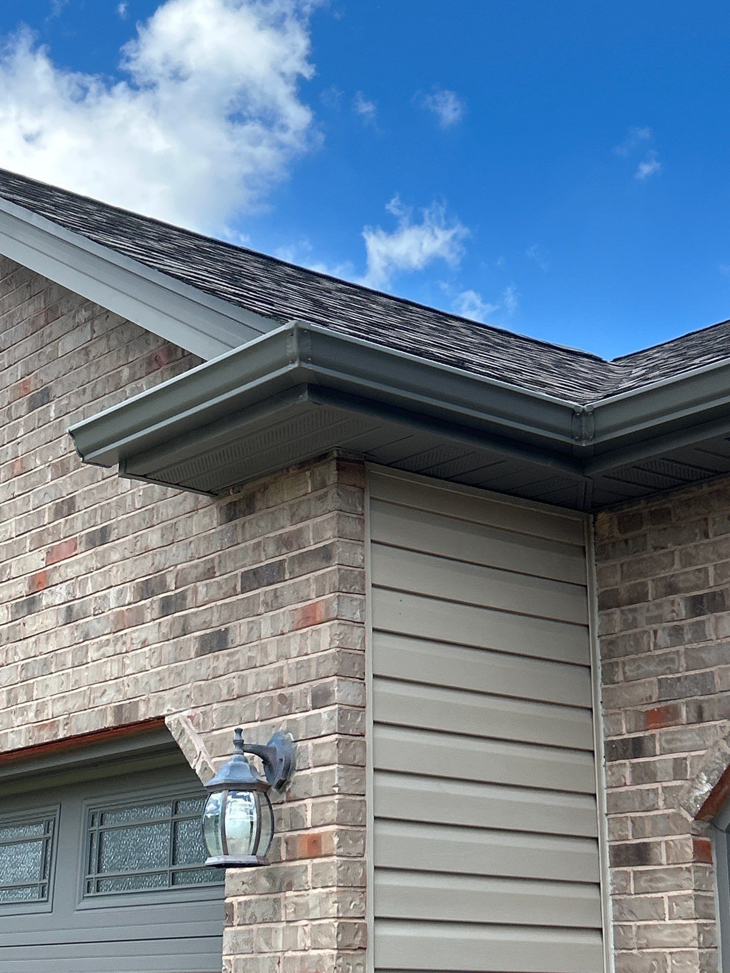 Soffit & Fascia Installation & Repair | Edwardsville, IL | Ecoflow ...