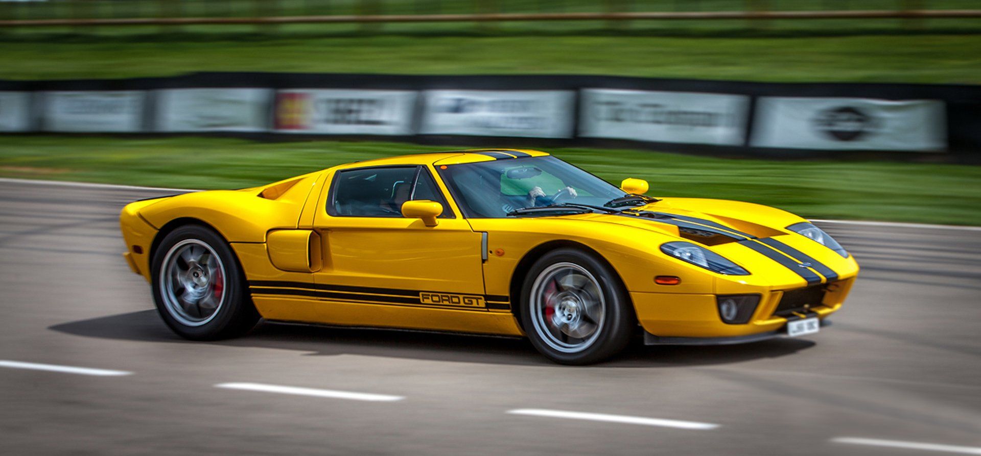 FORD GT EXPERIENCE