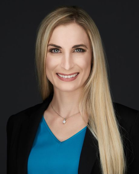 Welcome to Stratus Dental Studio