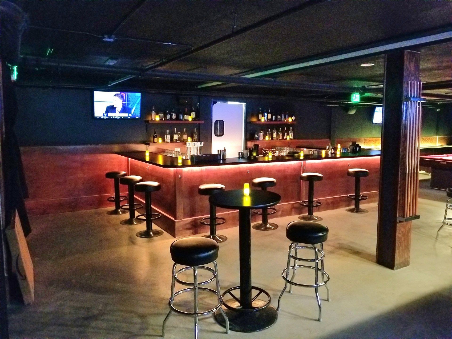 GLENDALE LOWER VIP ROOM