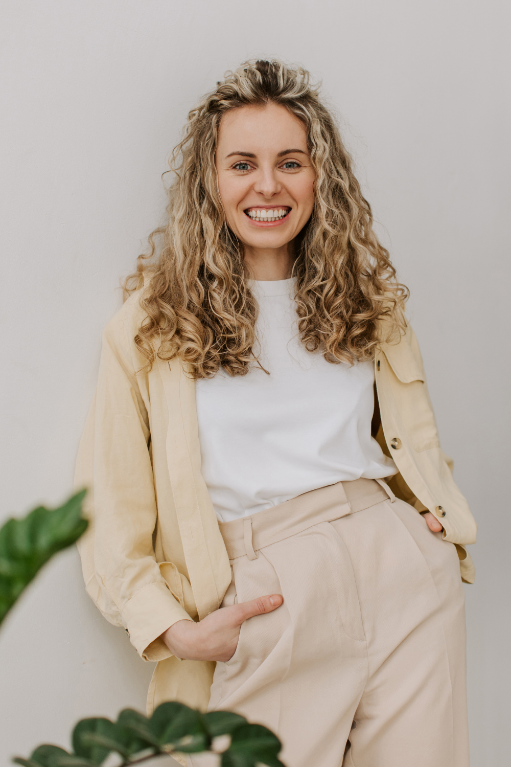 40 Therapist headshots and photoshoot ideas