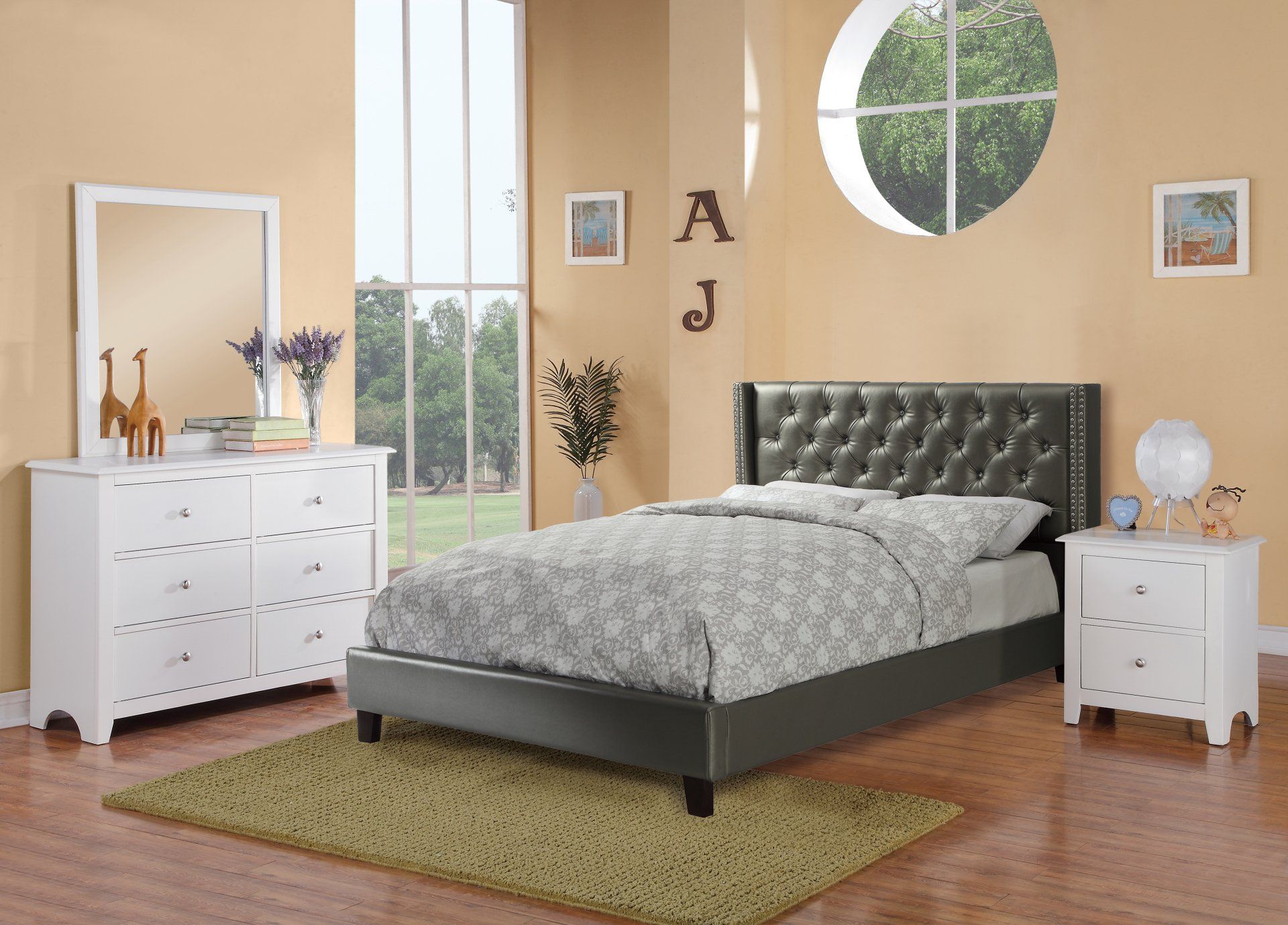 General | Boss Furniture