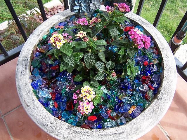 America's Largest Selection of Recycled Rocks