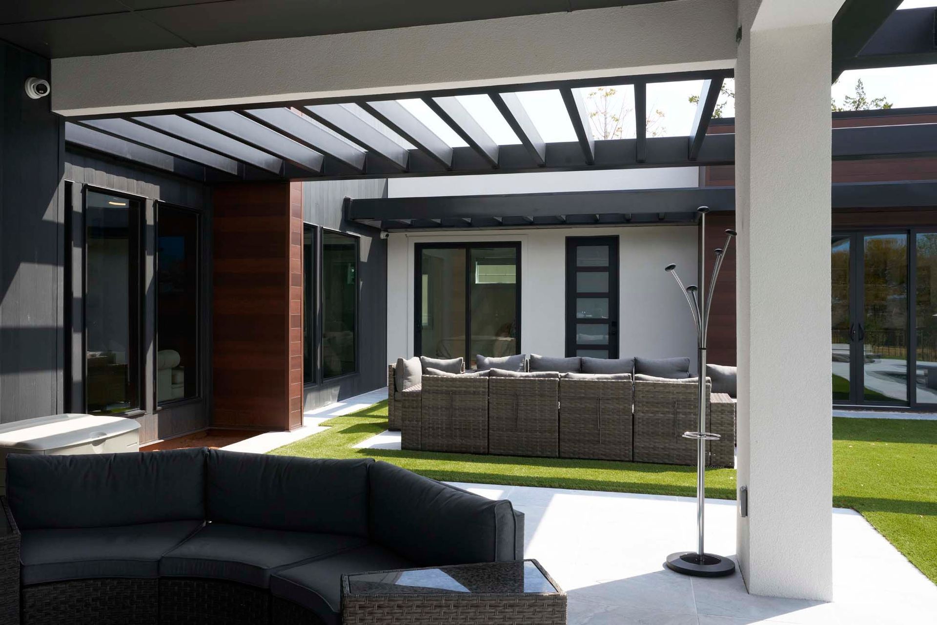 HOME [www.cecibates.com]