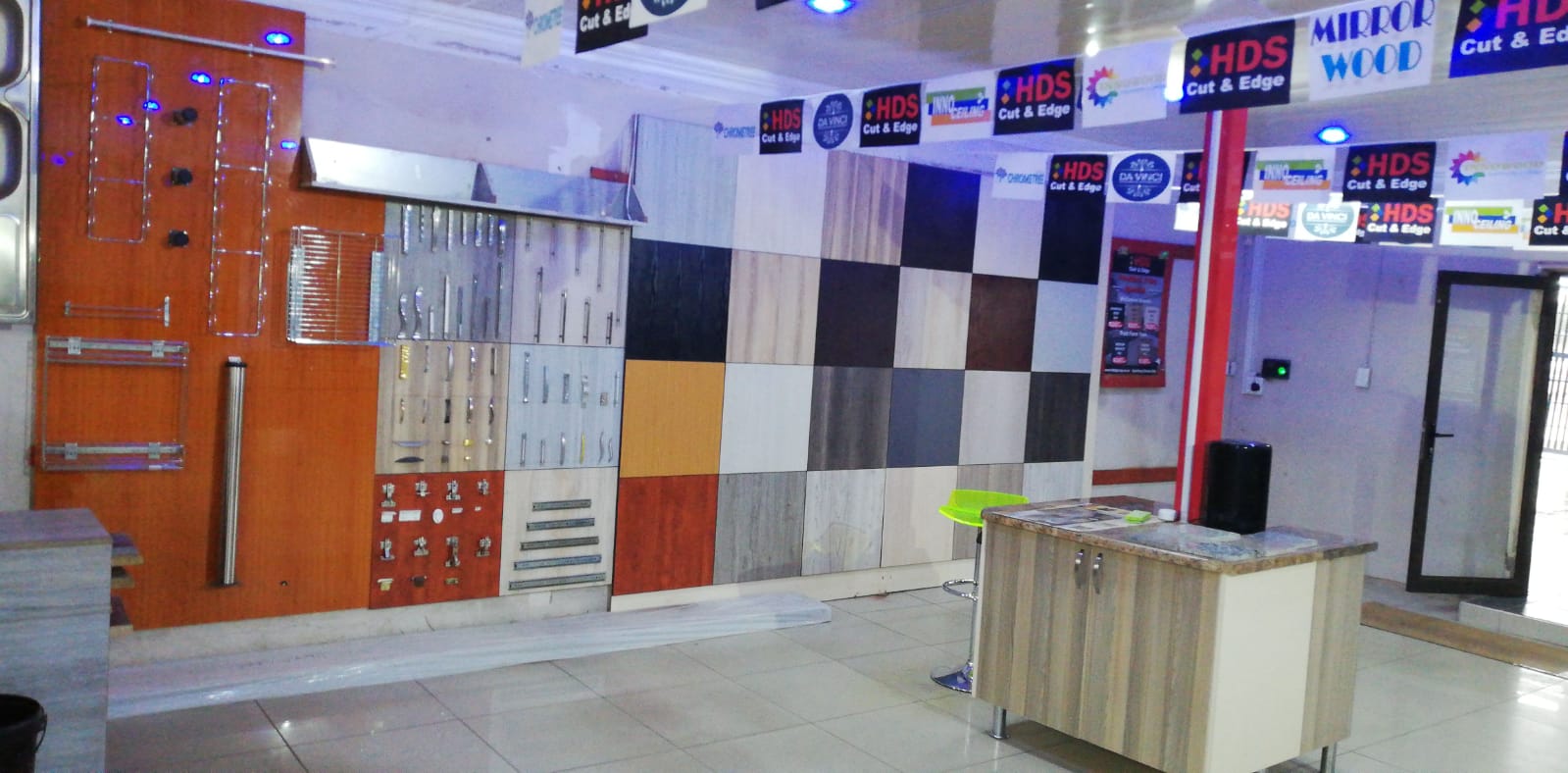 HDS Cut & Edge - Gallery Page - Our Stores & Products In Store!