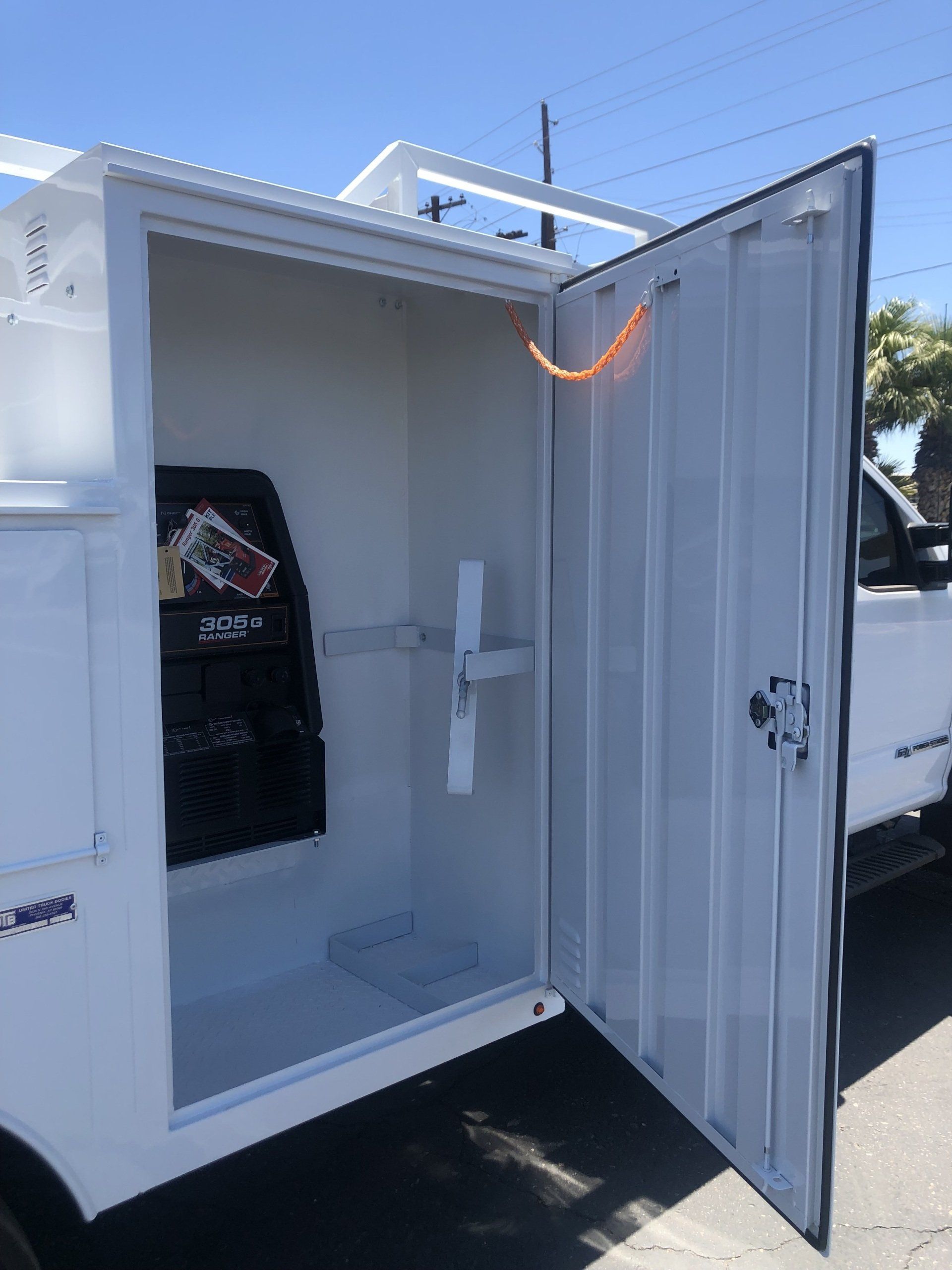 Commercial Service Bodies | Drake Equipment