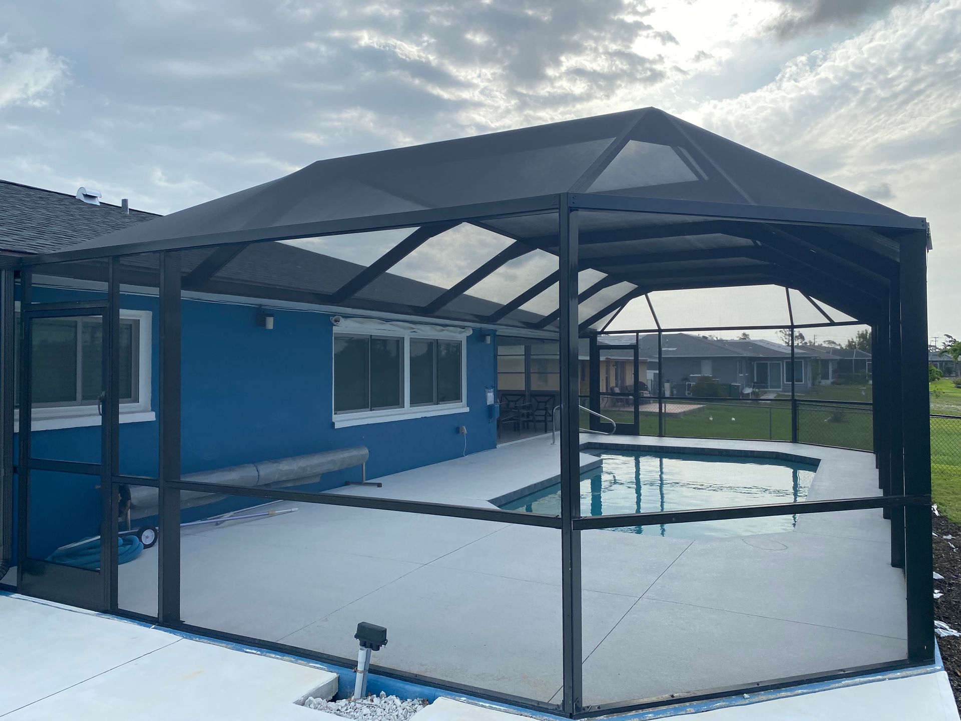 Quality Pool Enclosures - Tampa, FL - Anderson Aluminum Inc.