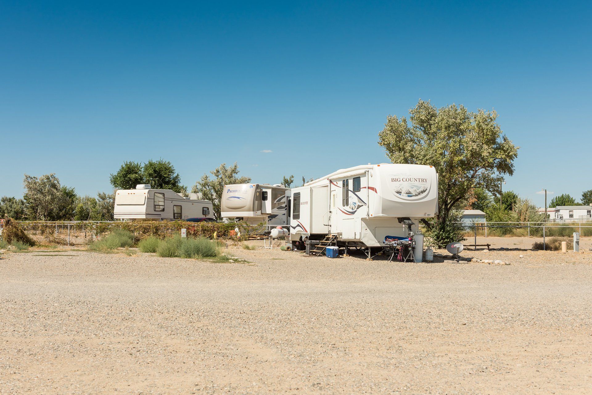 Home [www.paramountrvpark.com]