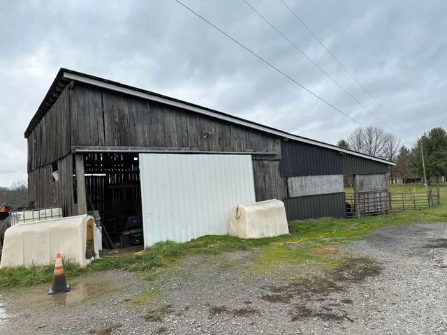 Farm Barn
