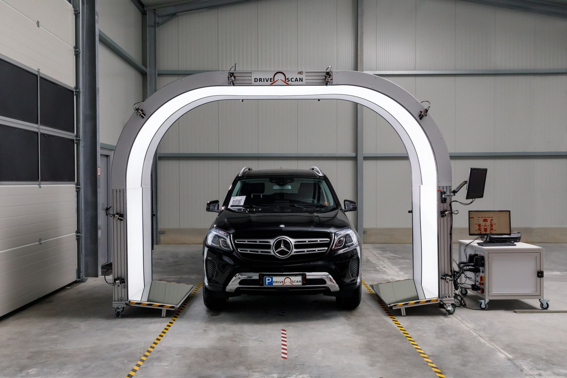 Hail Damage: How DRIVEnSCAN Identifies Every Dent.