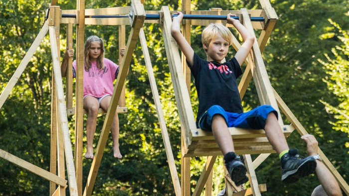 Gozdni oddelek = Nepozabni poletni tabori