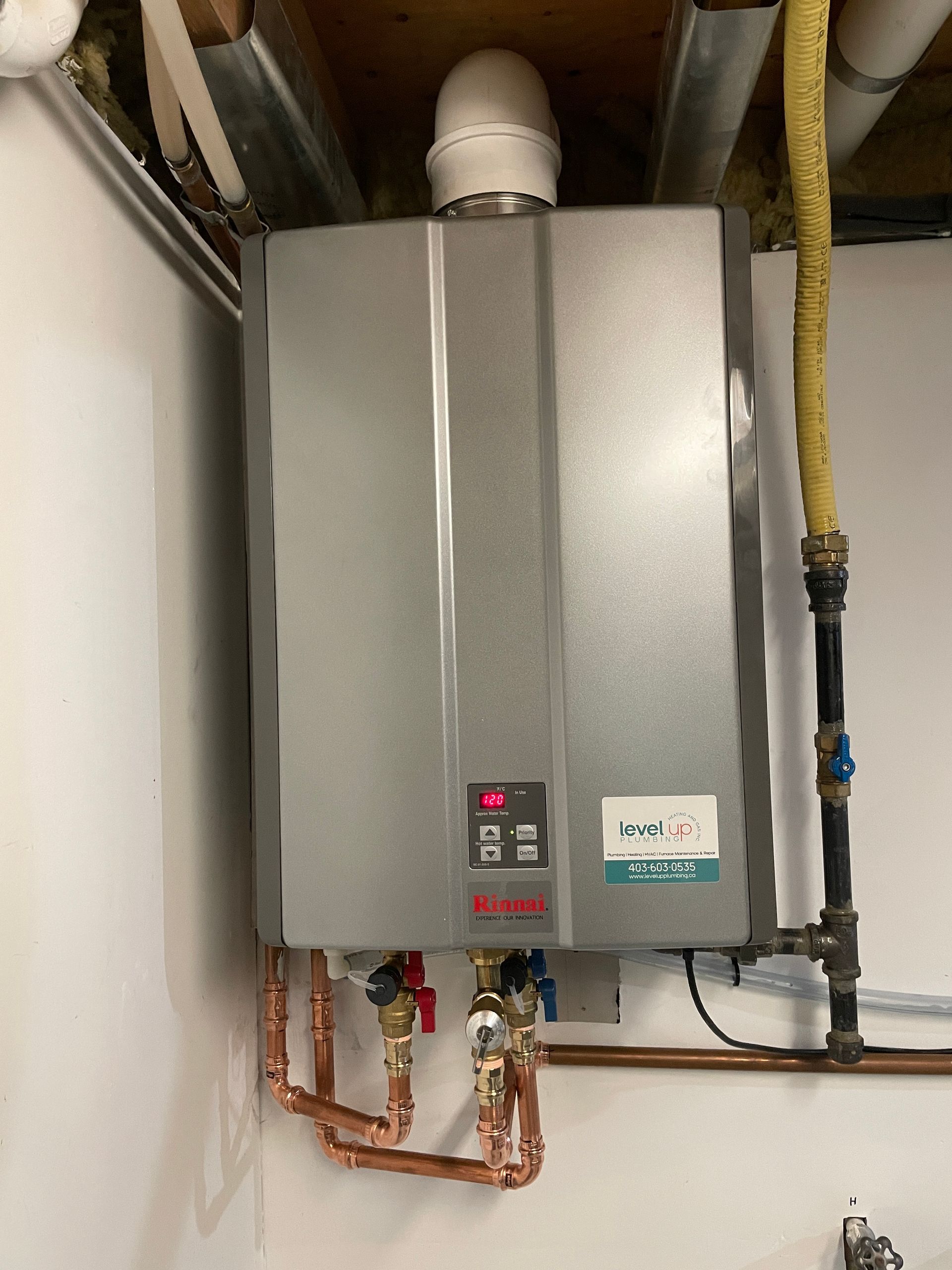 Top Tankless Water Heater Services in Okotoks | Level Up Plumbing