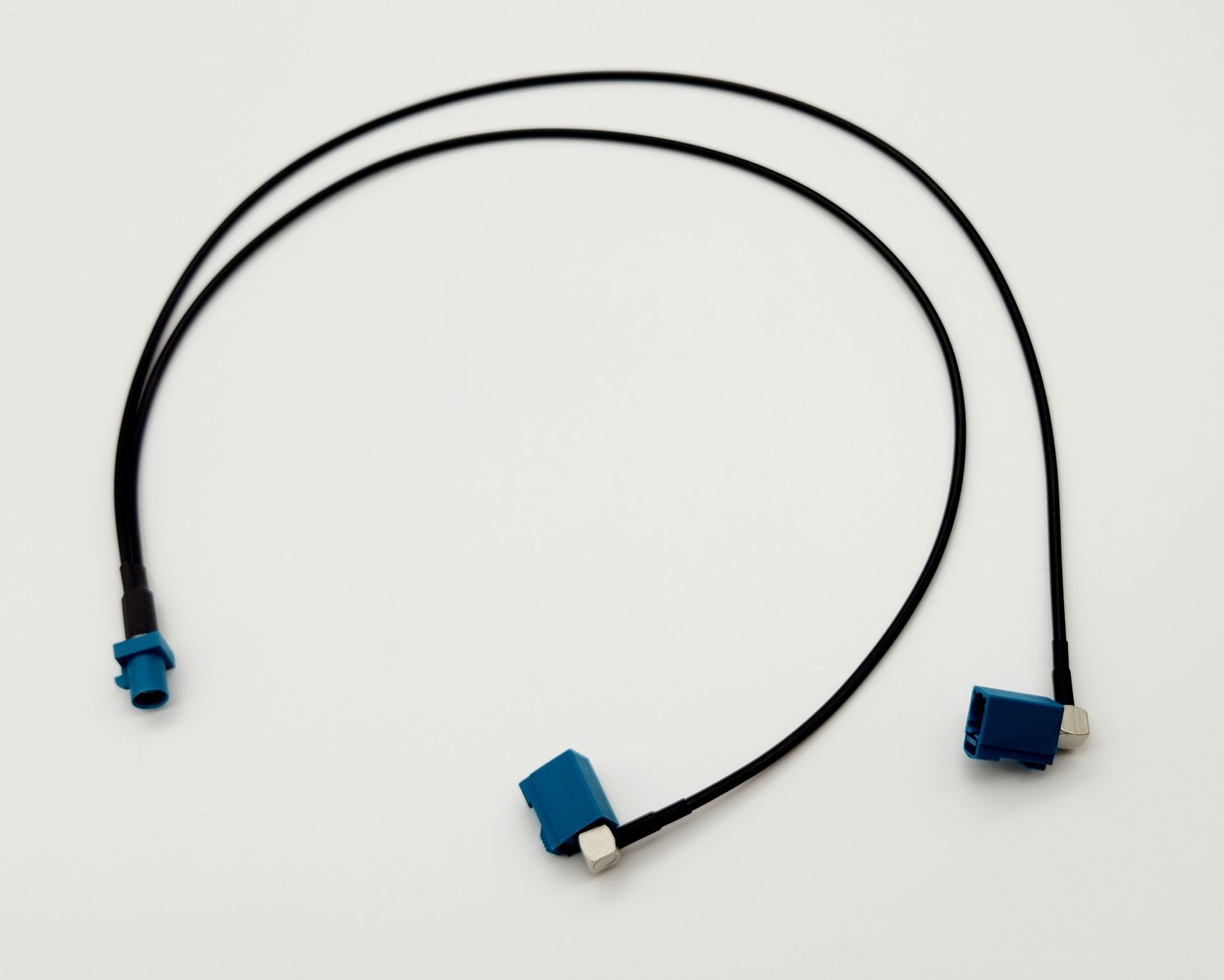 FAKRA Connectors & RF Cables | AVR GLOBAL TECHNOLOGIES | San Marcos, CA