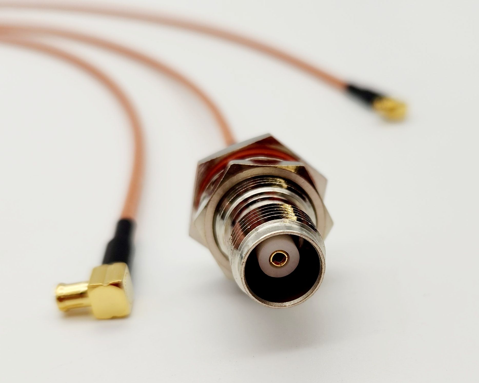 FAKRA Connectors & RF Cables | AVR GLOBAL TECHNOLOGIES | San Marcos, CA