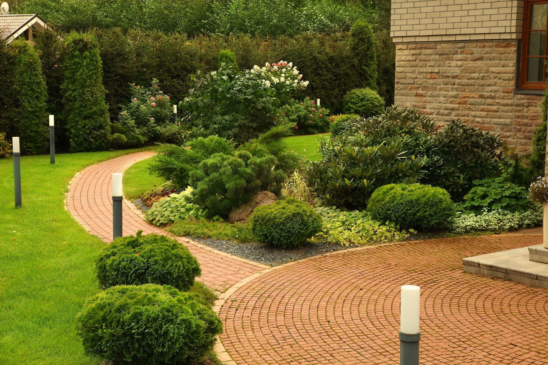 What are Focal Points in Landscape Design?