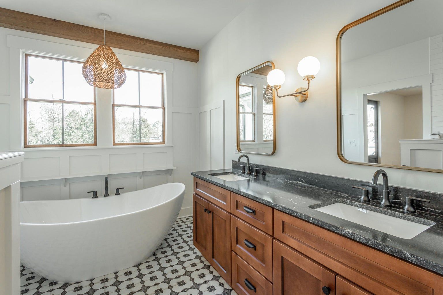 Gallery | Custom Homes by Queen Construction