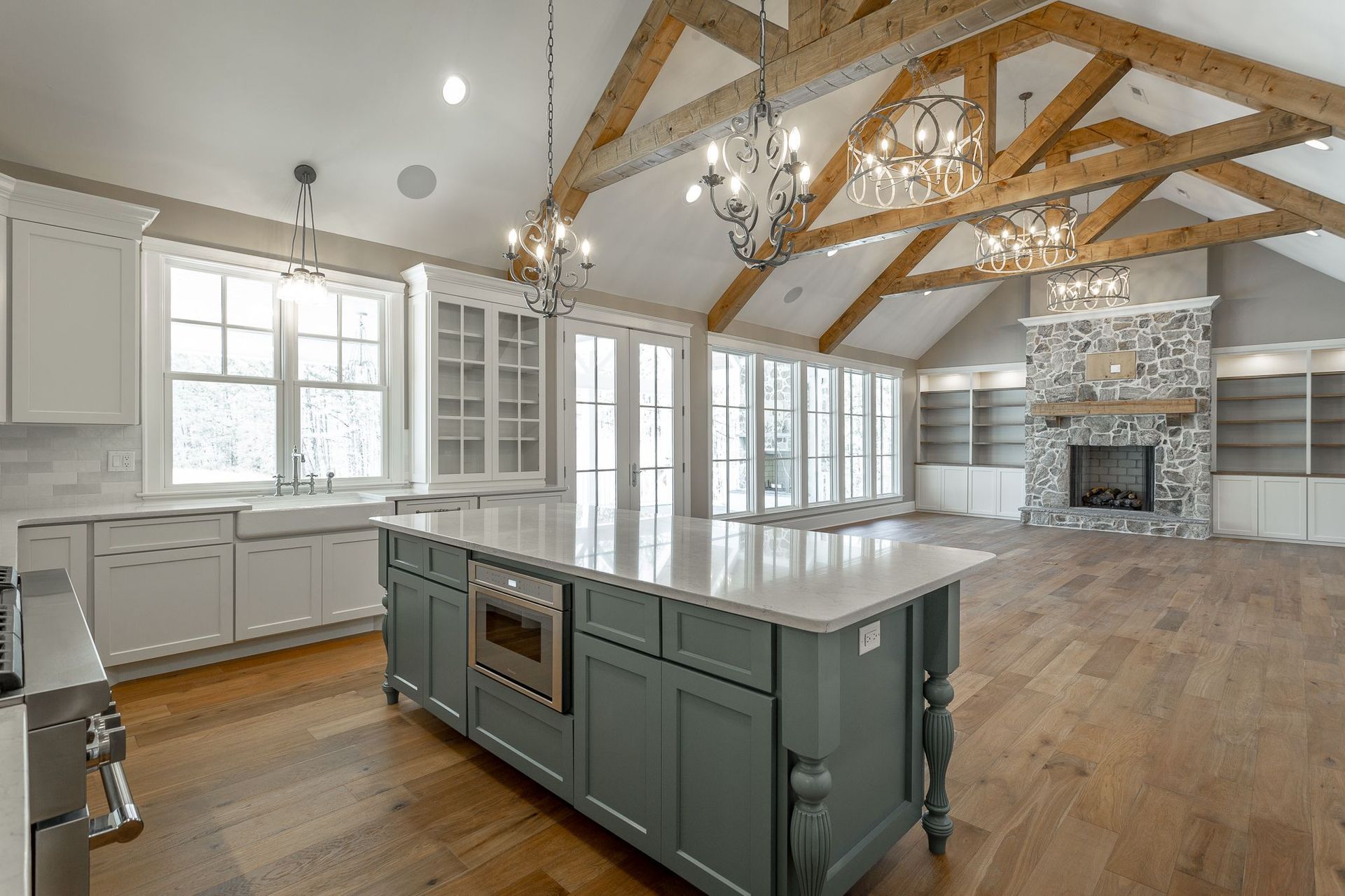 Gallery | Custom Homes by Queen Construction